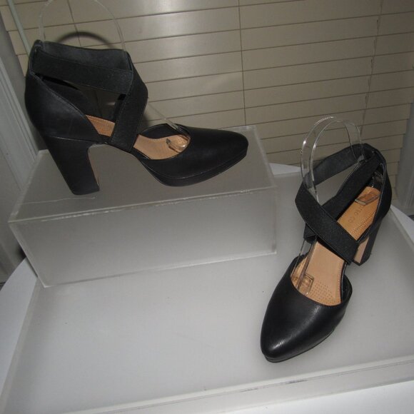 Corso Como | Shoes | Corso Como Icelyn Black Leather Heels Crisscross ...